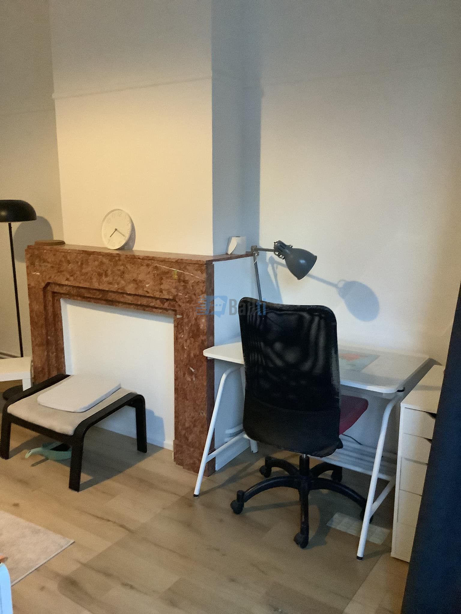 2 beautiful, fully furnished rooms in a quiet home.